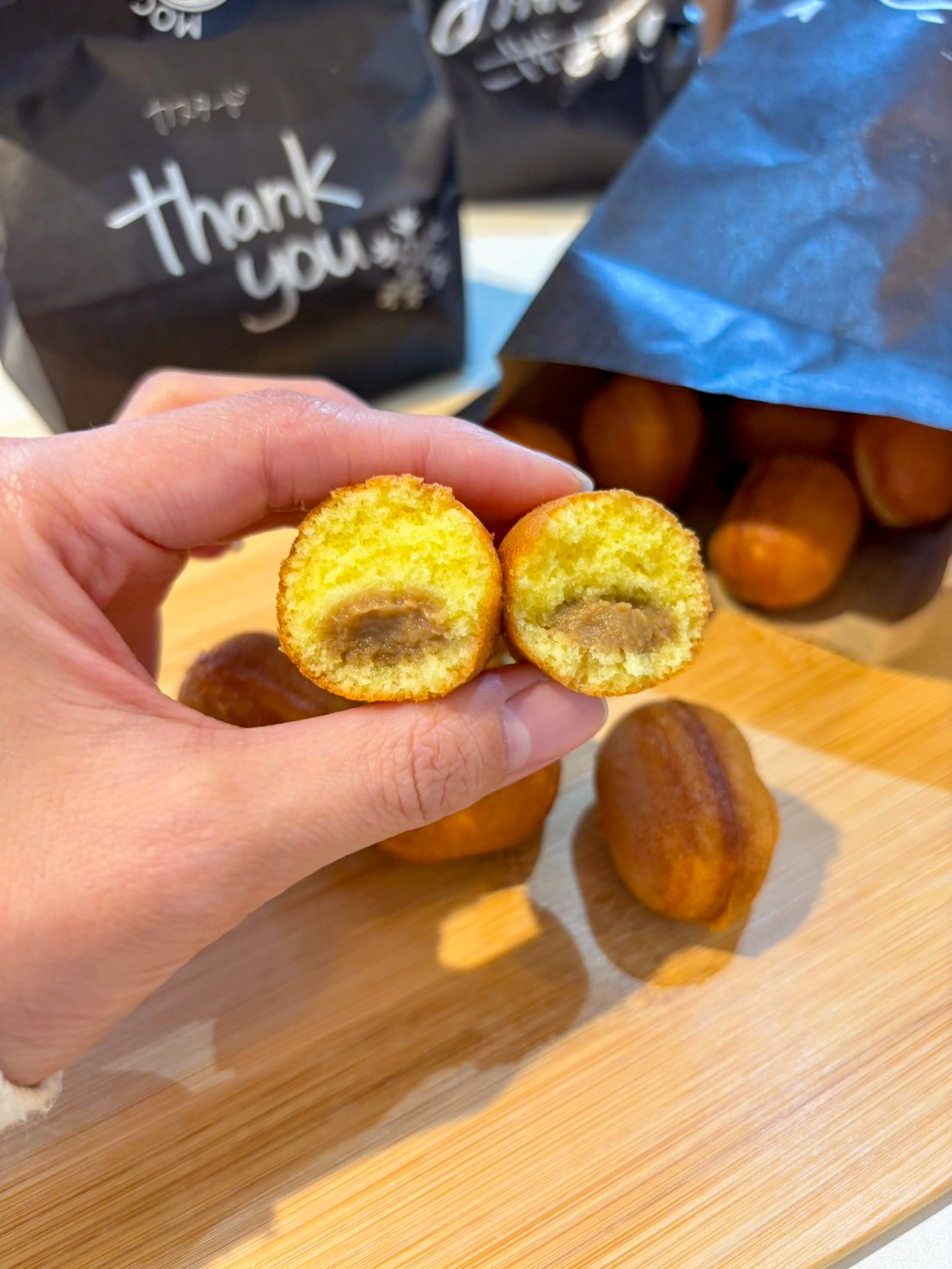 【MOGMOGベビーカステラ】全国で話題のベビーカステラ専門店が島根初上陸！冷めても美味しいふわふわ×もっちり食感生地がたまらない｜島根県 | na-na（ナーナ）｜鳥取・島根のグルメ、お ...